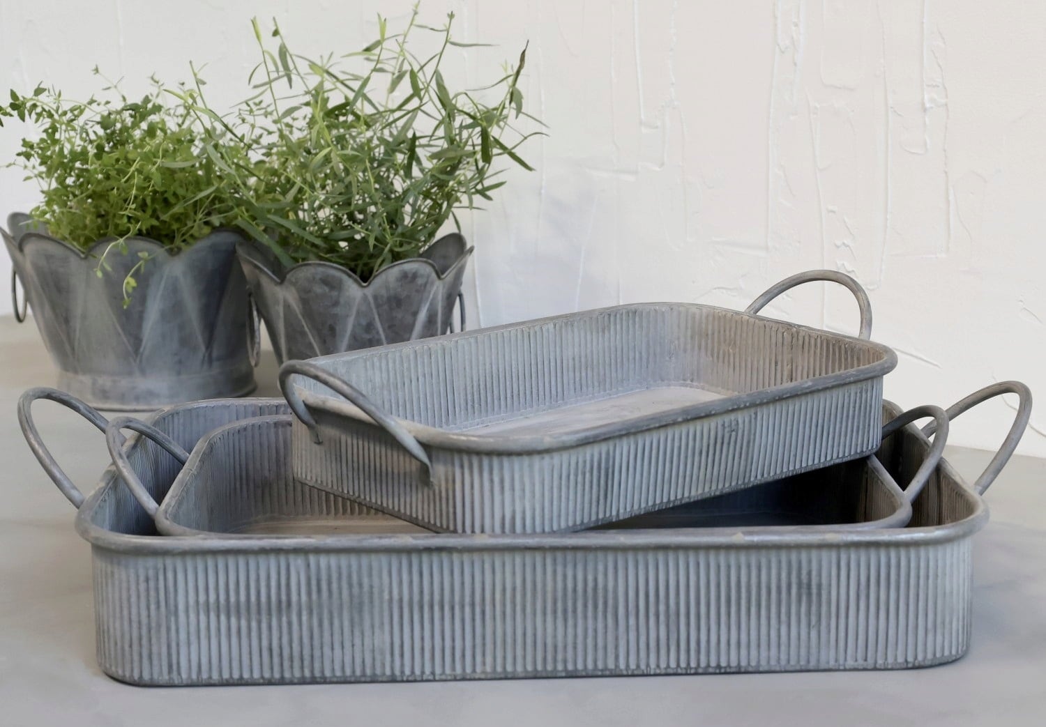 Chic Antique Tablett mit Rillen - Bloomling Deutschland